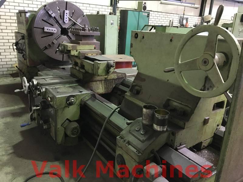 Gebrauchte Drehmaschine Tos SU 125 x 2000 mm angeboten - Valk Machines BV